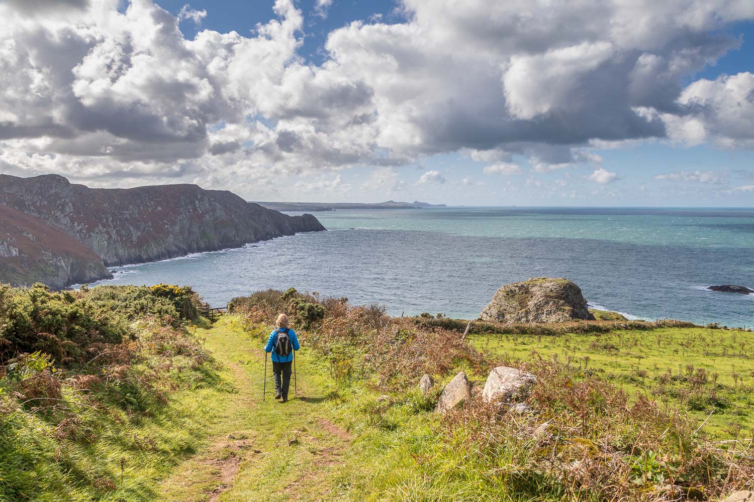 Strumble Head walk - Garn Fawr walk - Pembrokeshire coast walks